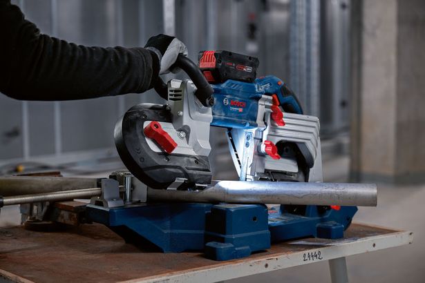 GCB 18V-127 충전 밴드쏘 | Bosch Professional