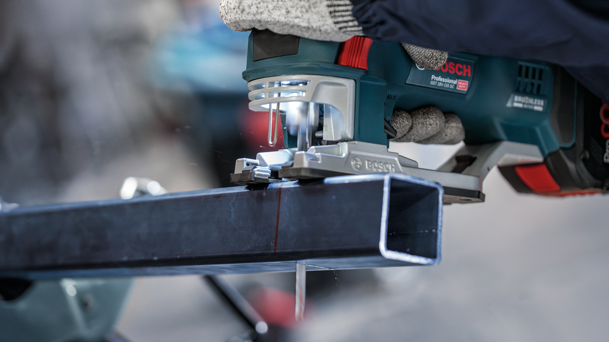 PRO Metal Pipes and Profiles T321AF 직쏘날 - Bosch Professional